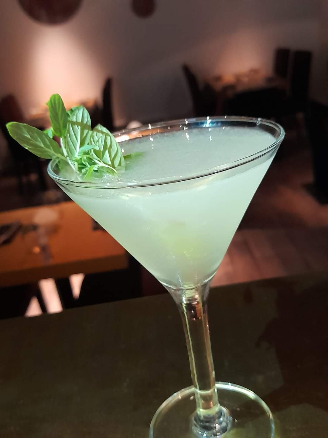Cómo preparar el cóctel Gimlet perfecto: Una guía completa